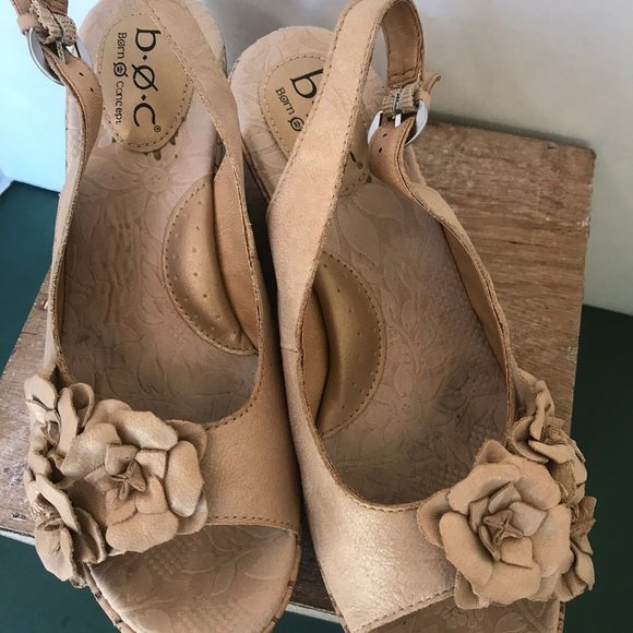 Born B.O.C. | Shoes | Born Boc Wedge Slingbacks Sandals | Poshmark
